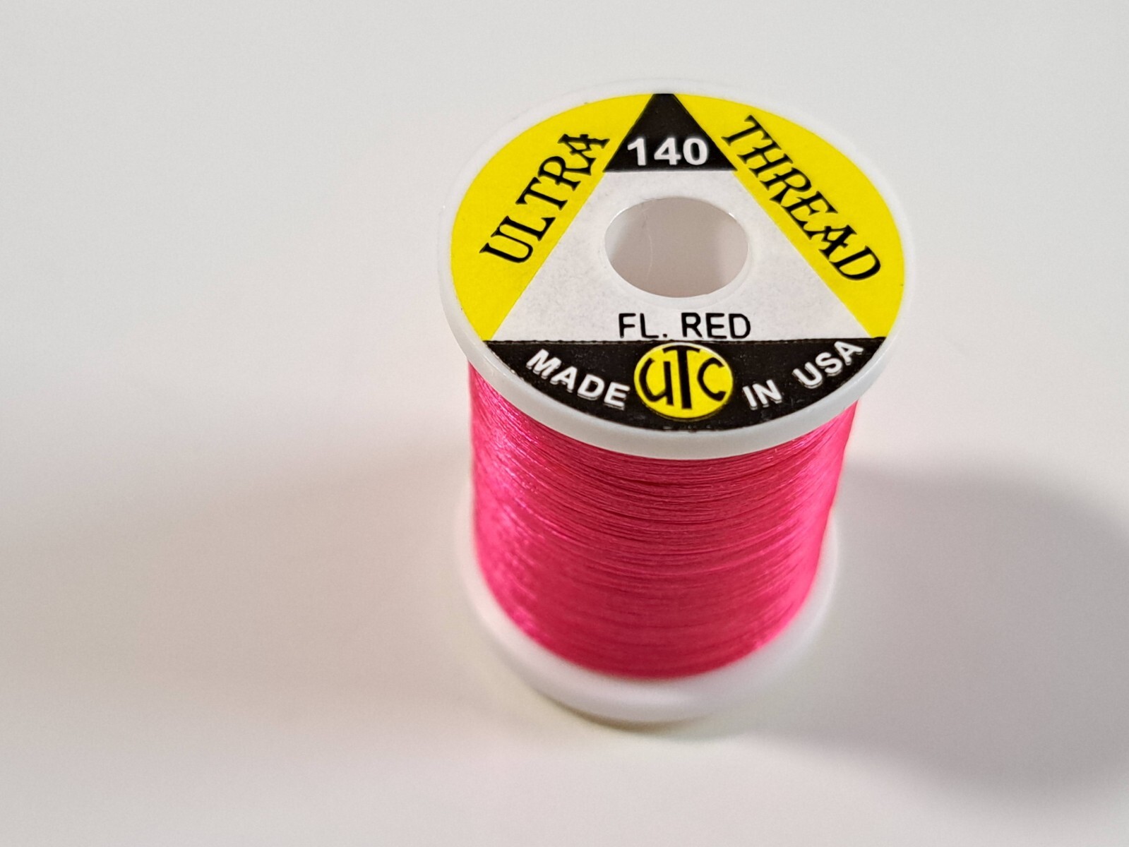 UTC Ultra Thread 140 Denier Fly Tying Medium Waxed Flat Jig Wrapping ...