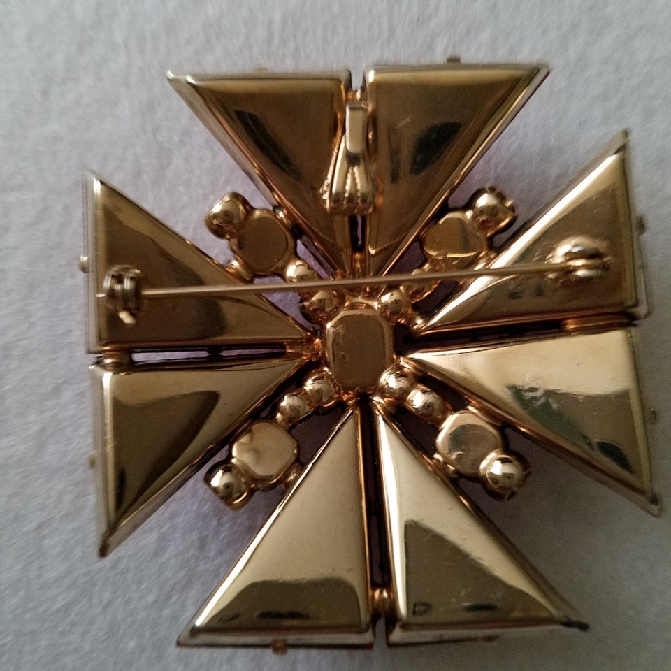 Vintage Red Triangle Trillion Faceted Glass Maltese Cross Goldtone ...