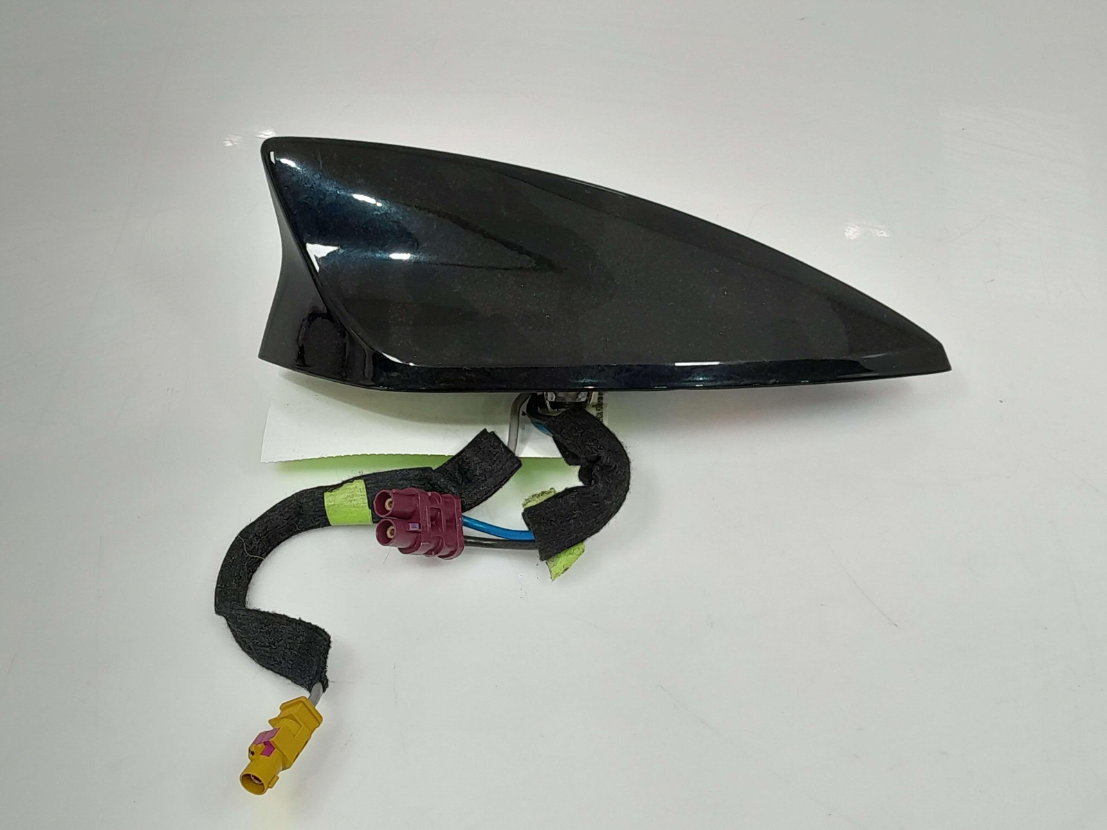 2017 - 2019 Buick Lacrosse Radio Antenna Assembly Black GBA OEM ...