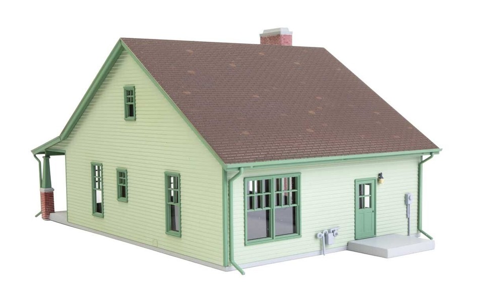 Walthers HO Scale ~ New 2026 ~ Craftsman Bungalow House ~ Kit ~ 933 ...