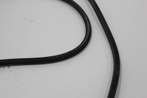 VW Passat 32B B2 Vacuum Non Return Valve and Pipes Pipework 046905291A ...