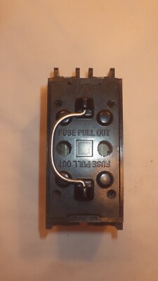 Fuse Blocks & Holders - Pull Out Fuse Block