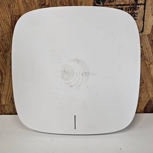 Cambium Networks Access Point Model HVIN: XE5-8 XE5-8X00A00-US ...