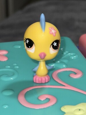 Littlest Pet Shop Authentic # 602 Yellow Blue Parakeet Bird Pink Flower ...