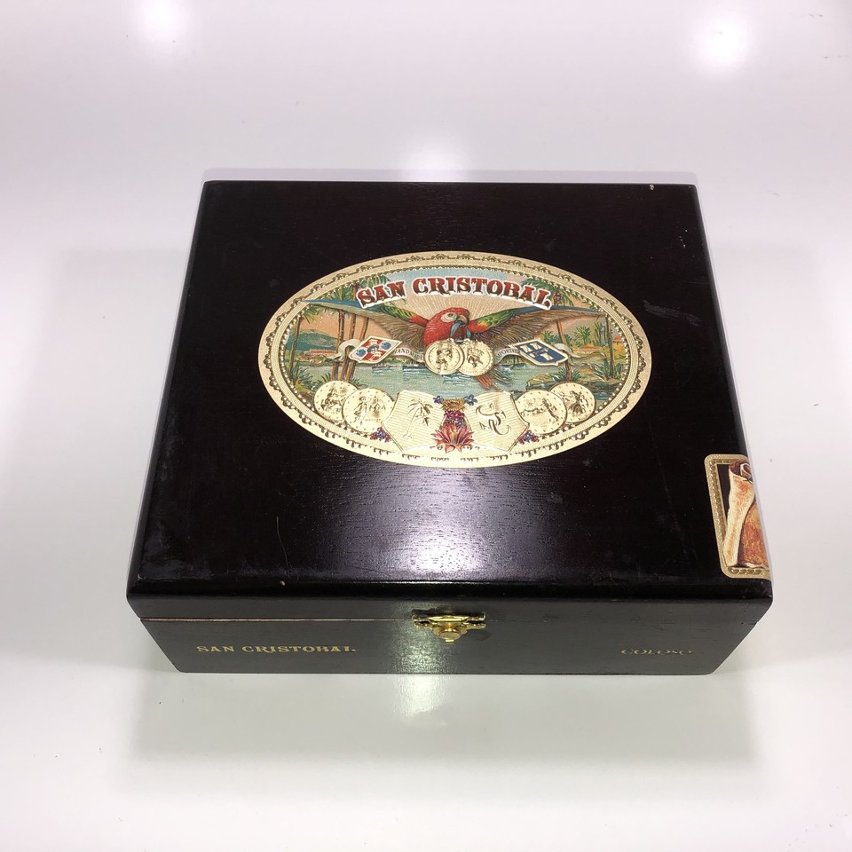 San Cristobal Coloso Empty Wooden Cigar Box 8.5x7.75x3.5 | eBay