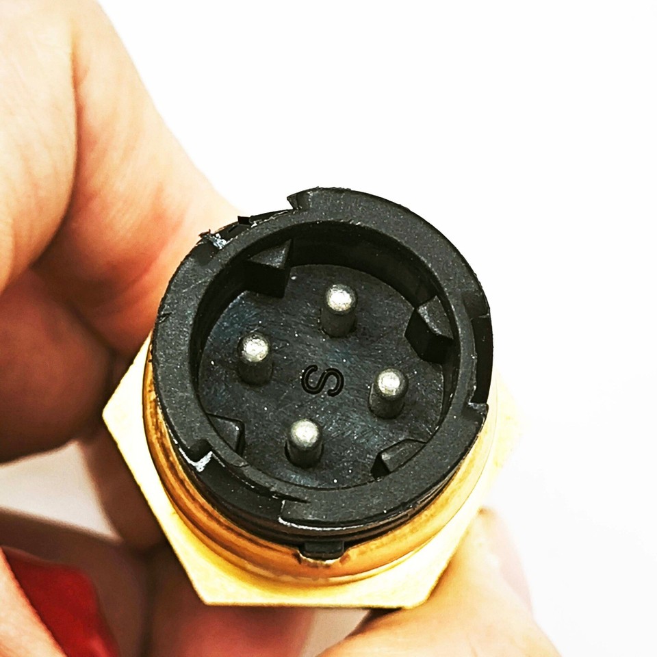 NEW Oil Pressure Sensor For Volvo 1077574 / 23713681 | eBay