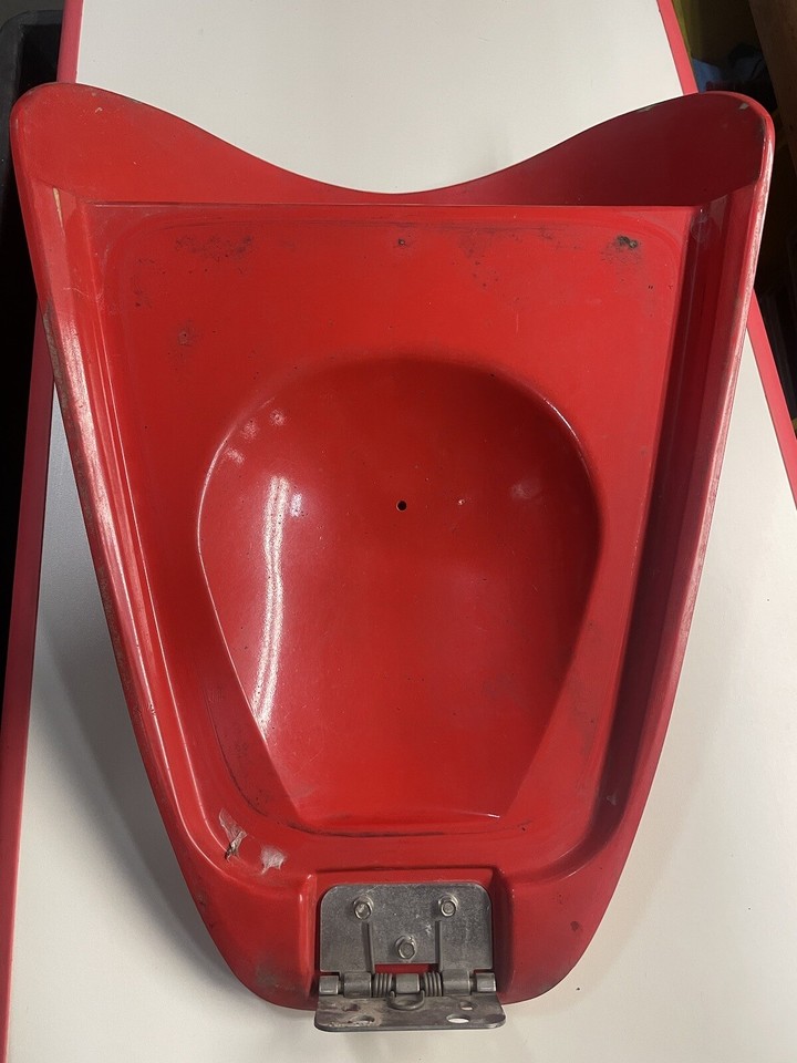 1997 ARCTIC CAT TIGERSHARK DAYTONA - FRONT STORAGE HOOD HATCH LATCH ...