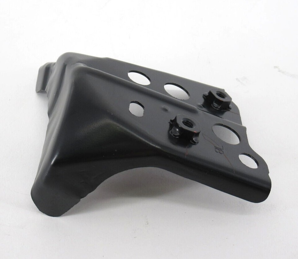 Genuine OEM Toyota 53786-06010 Driver LH Front Fender Gusset 18-21 ...