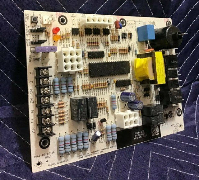 OEM Goodman Amana Honeywell Furnace Control Circuit Board 1068-600 ...