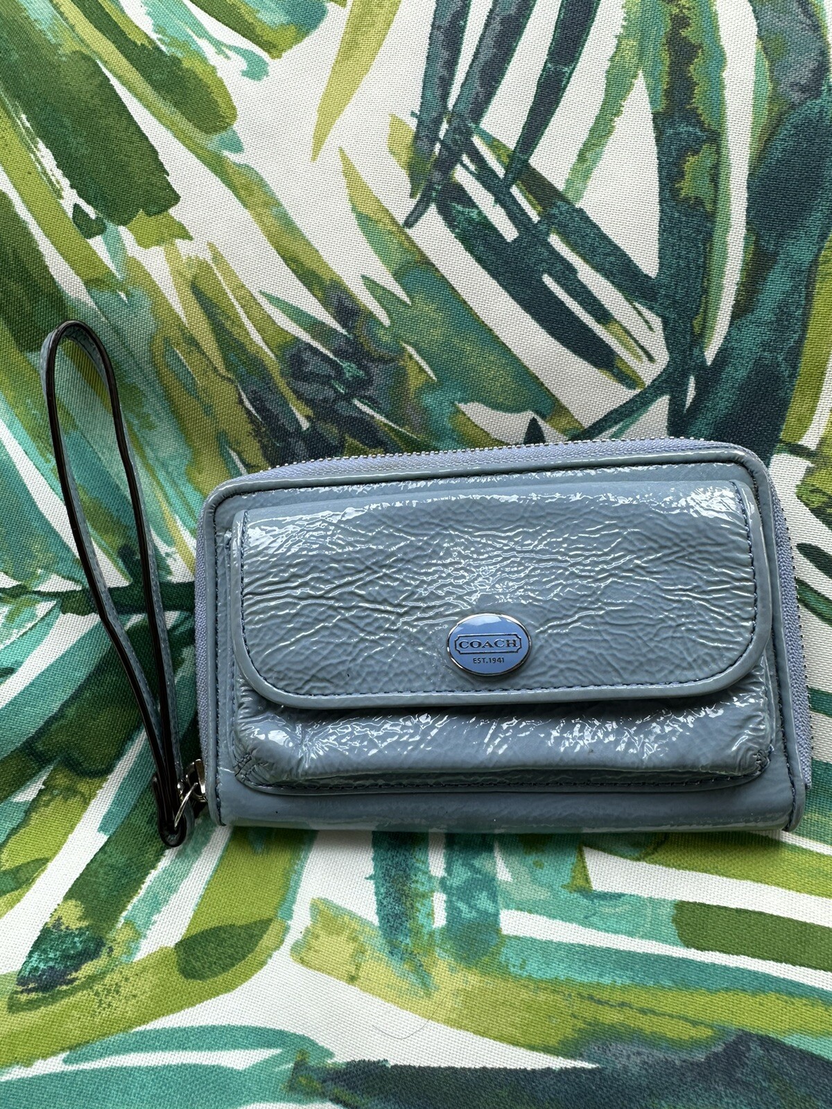 COACH SKY BLUE PATTEN LEATHER WRISTLET ID/CC/COINS/BILLS FULL ZIP SNAP ...