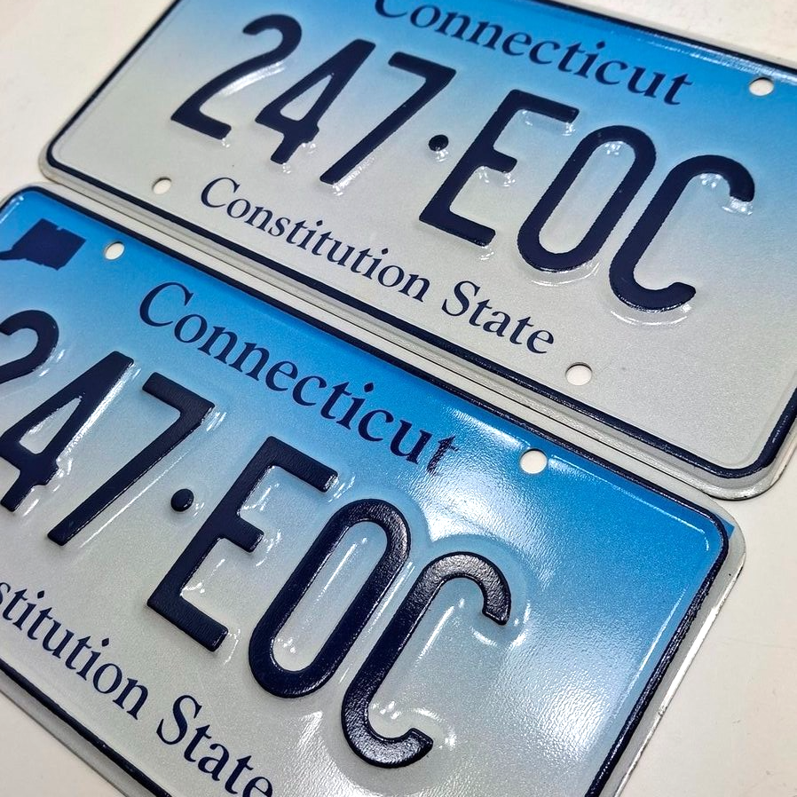Connecticut 2002-2015 "Blue Fade" License Plate Pair ~ '247-EOC' ~MINT ...