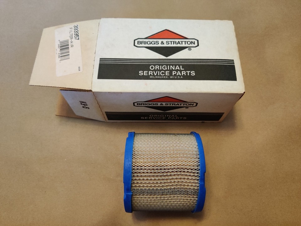 New OEM Genuine Briggs & Stratton Air Filter fits John Deere 820 PT9334 ...