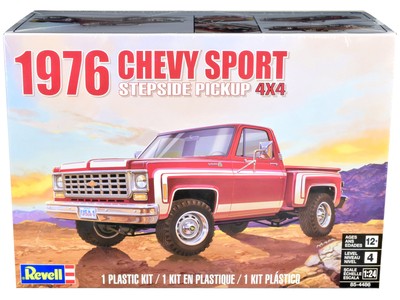 Level 4 Model Kit 1976 Chevrolet Sports Stepside 4x4 Pickup Truck 1/24 ...