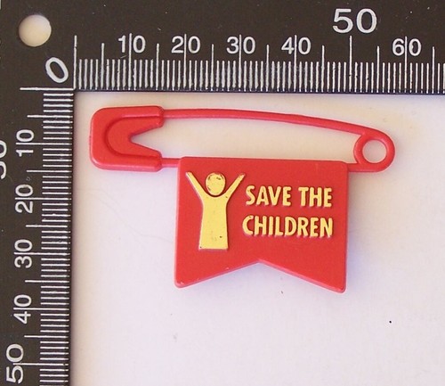 VINTAGE SAVE THE CHILDREN AUSTRALIA SOUVENIR PLASTIC SAFETY PIN BADGE ...
