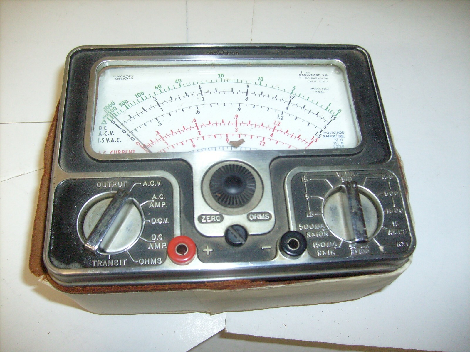 Meter Phaostron Co. A.C./D.C. Voltage Ohms Multimeter Model V.O.M. 555A ...