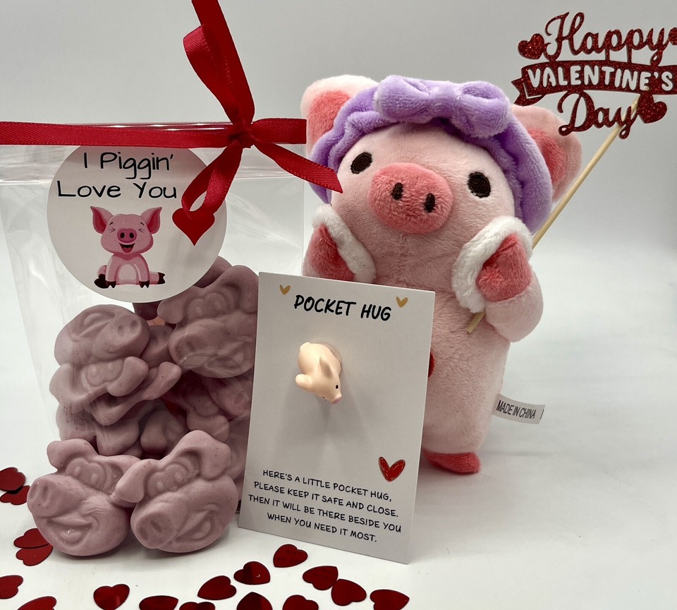 VALENTINES DAY Gift Box "I Piggin' Love You" Pamper Hamper Pig Sweets ...