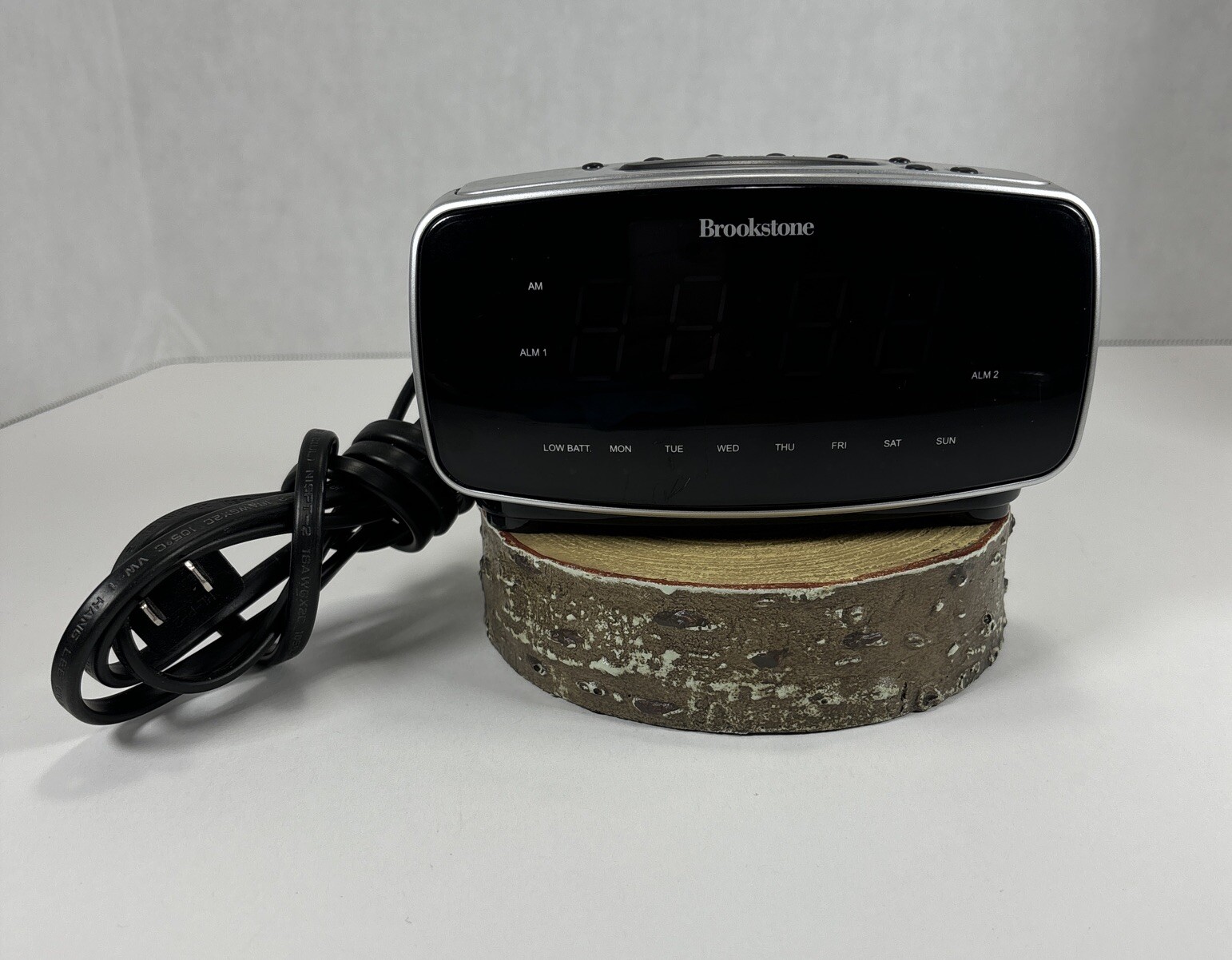 Brookstone SmartSet Digital Dual Alarm Clock Big Display Model AC101A ...