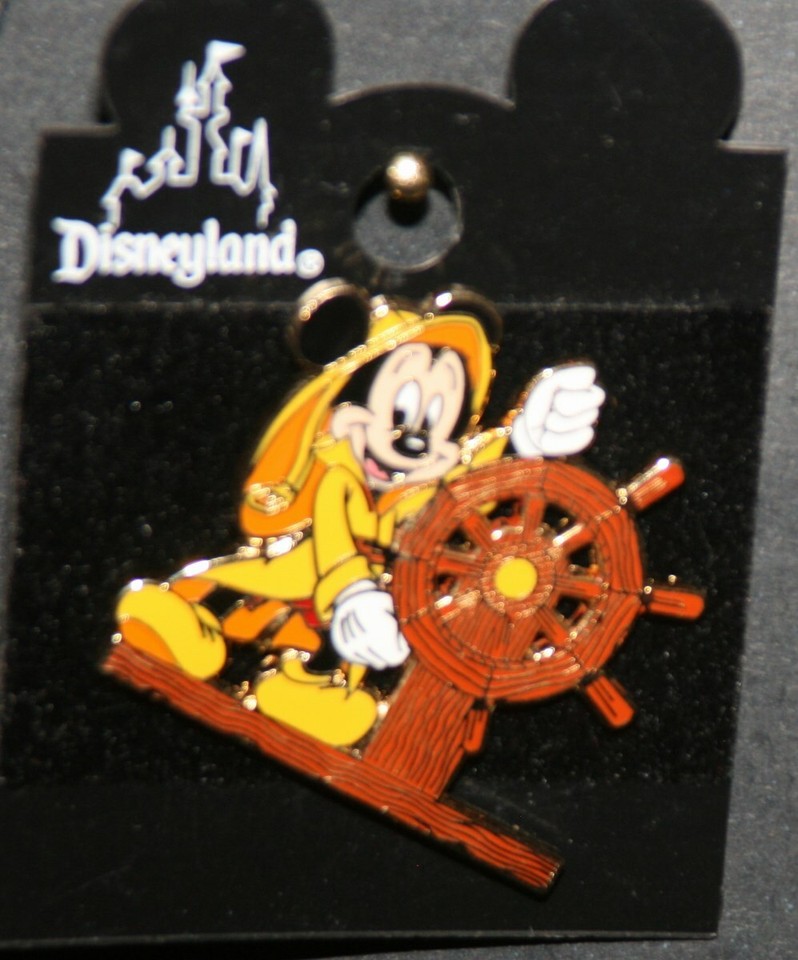 PIN DISNEY HELMSMAN MICKEY MOUSE DISNEYLAND CAST EXCLUSIVE FISHERMAN ...