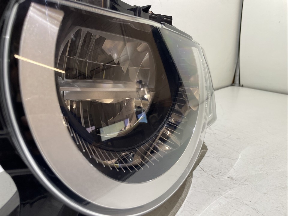 2020 - 2024 Land Rover Defender Headlight W/O Signature DRL Driver Left ...