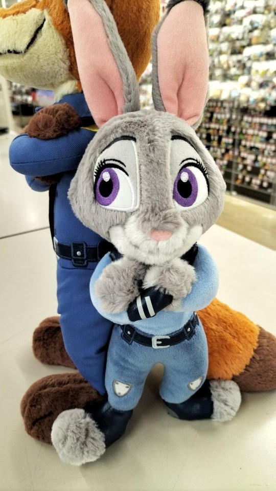 Disney Resort Zootopia Police Officer | eBay