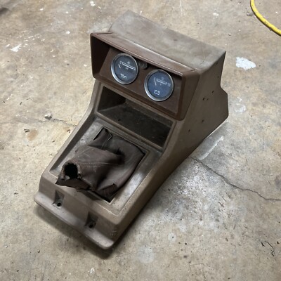 80-86 Nissan Truck Datsun 720 4x4 OE Center Console w/ Oil & Volt ...