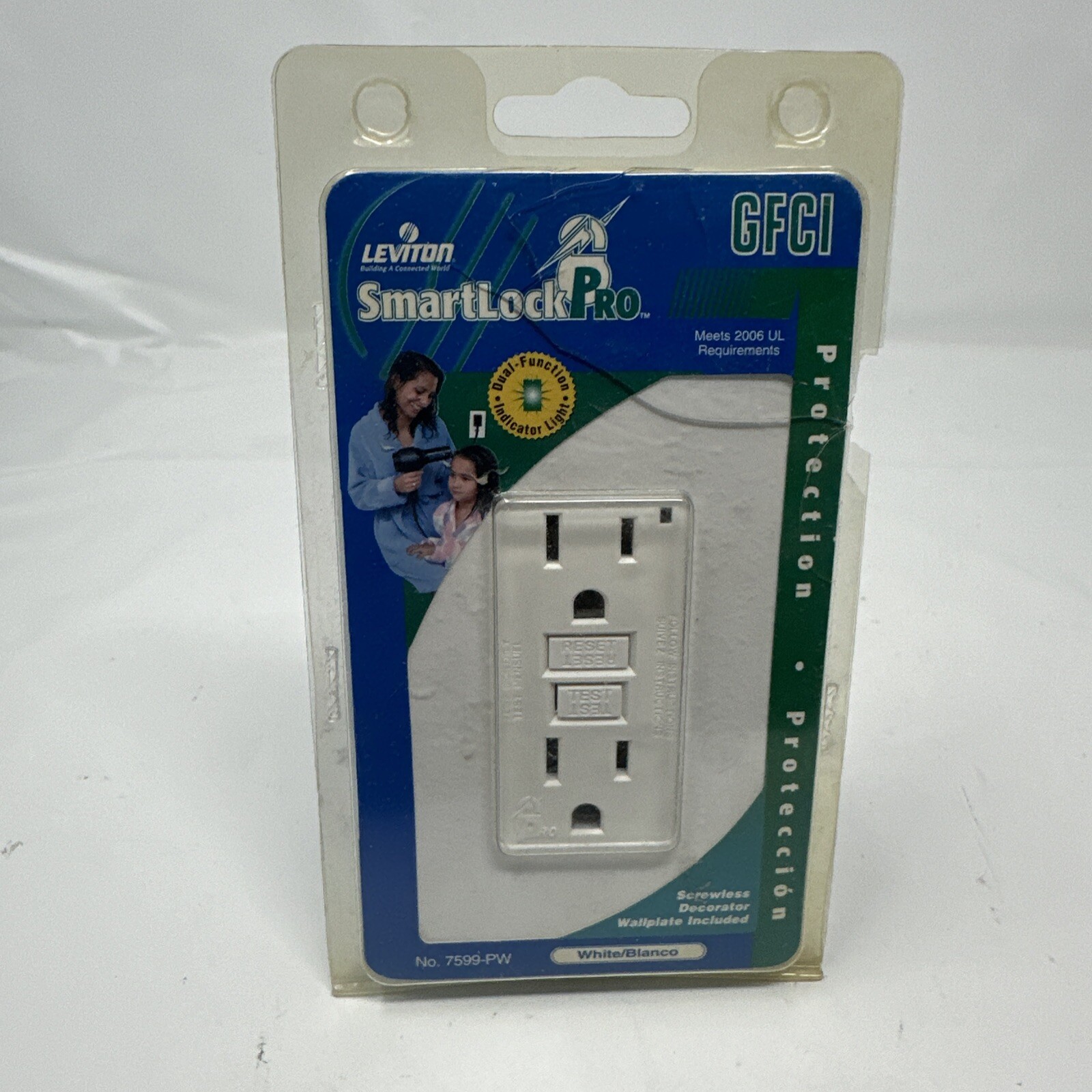 SmartLock Pro GFCI 7599-PW Screw less 15Amp 120 Volt Leviton White for ...