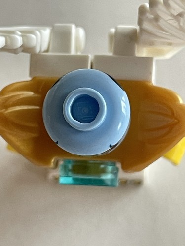 LEGO Chima Ewar Eagle Minifigure loc014 from 30250 70012 Pearl Gold ...