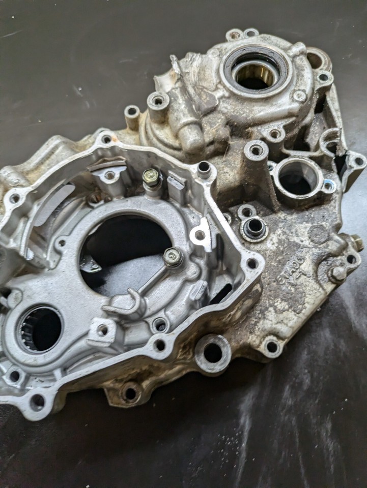 2003 - 2005 YAMAHA YZ450f YZ 450f WR OEM LEFT SIDE ENGINE CRANKCASE ...