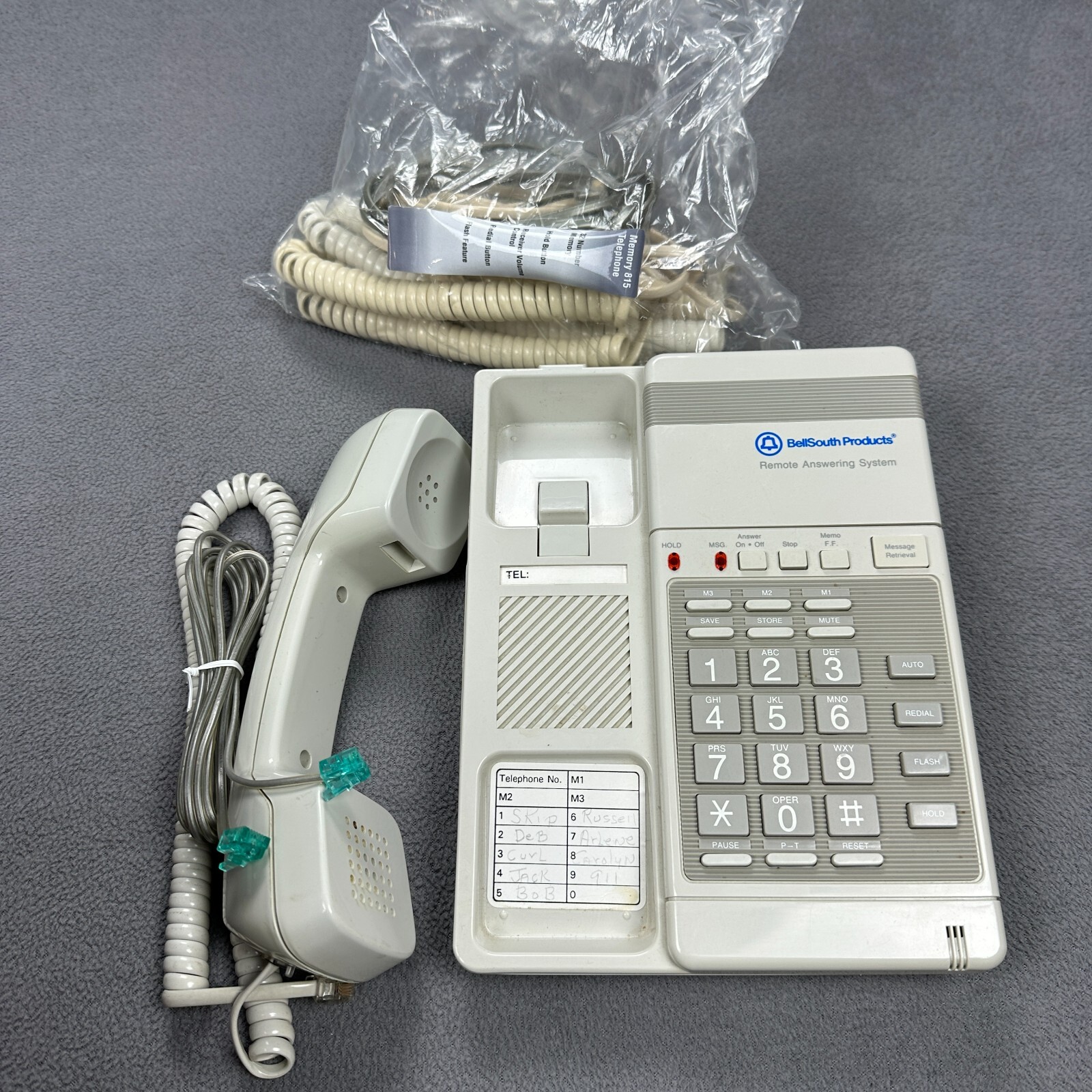 VINTAGE 80s AT&T Memory 815 Corded Tapeless Digital Telephone Answering ...
