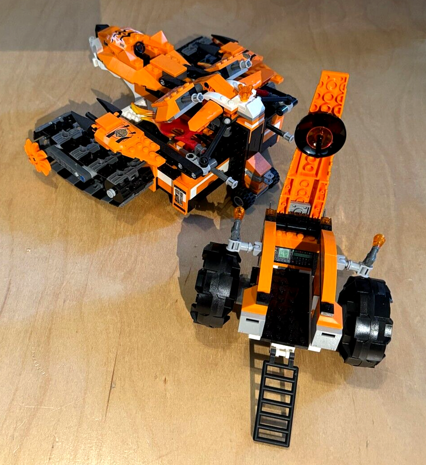 LEGO CHIMA: Tiger's Mobile Command (70224) 95% COMPLETE WITH ...