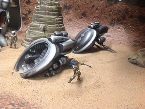 AvP Aliens Predator style Escape Pod/light scout ship! CRASHED VERSION ...