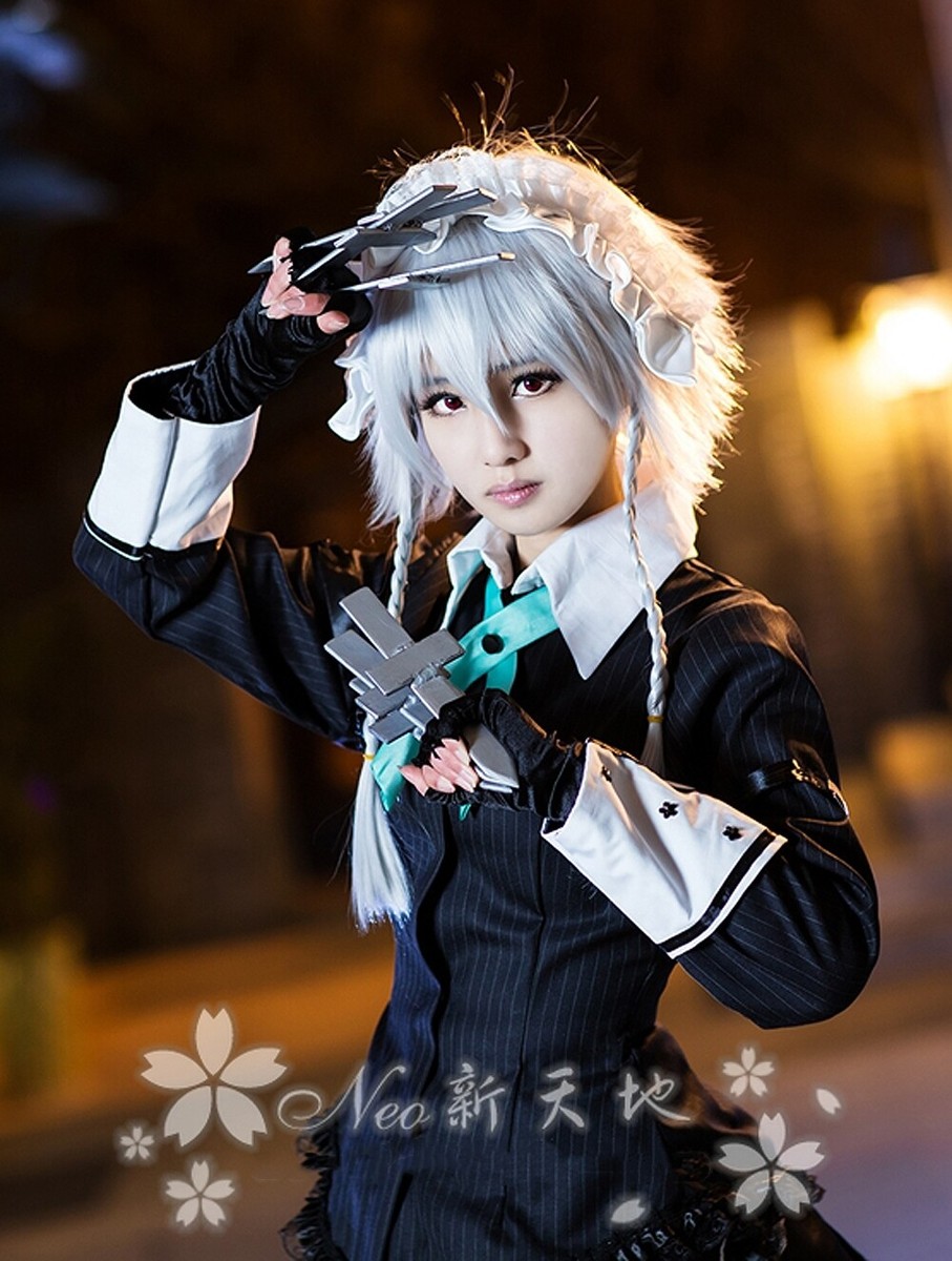 Touhou Sakuya Cosplay