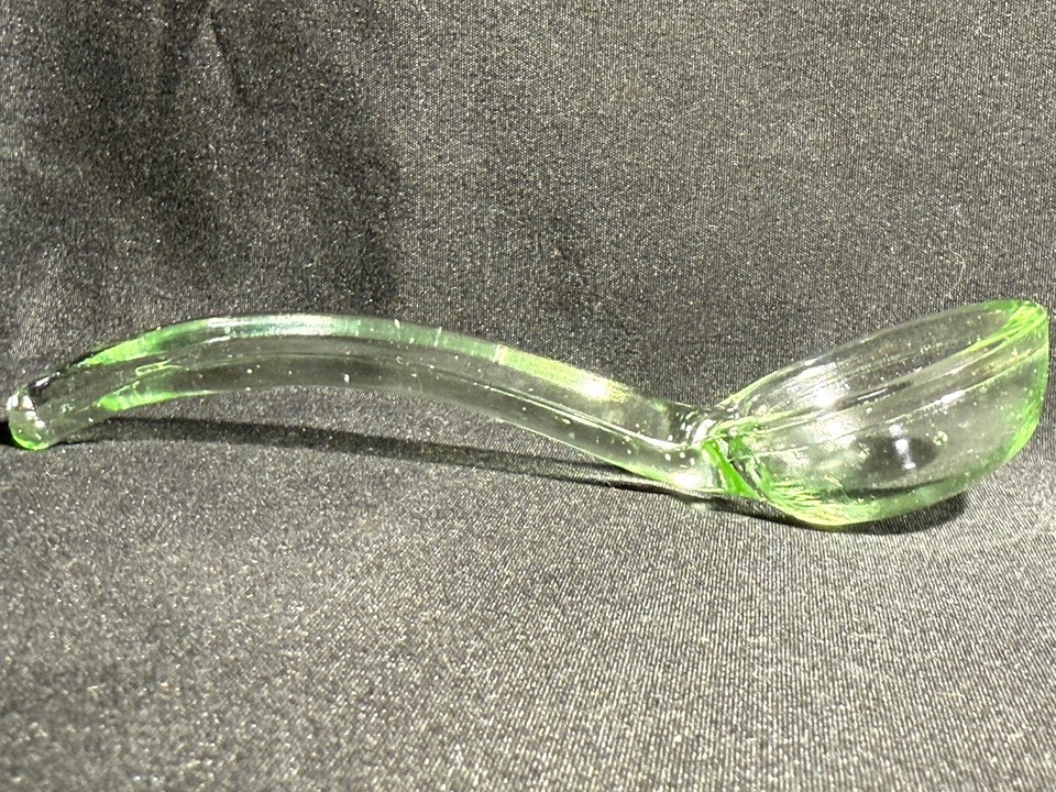 Green Vaseline Uranium glass spoon ladle dipper utensil serving yellow ...