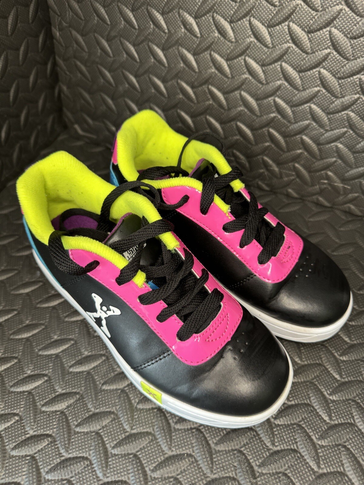 Heelys Sidewalk Sports Wheeled Trainers Kids Size 2 Uk Black / Green ...