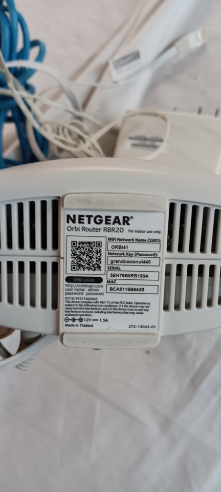 NETGEAR Orbi RBR20 RBW30 Tri-band Mesh WiFi System Wall Satellite ...