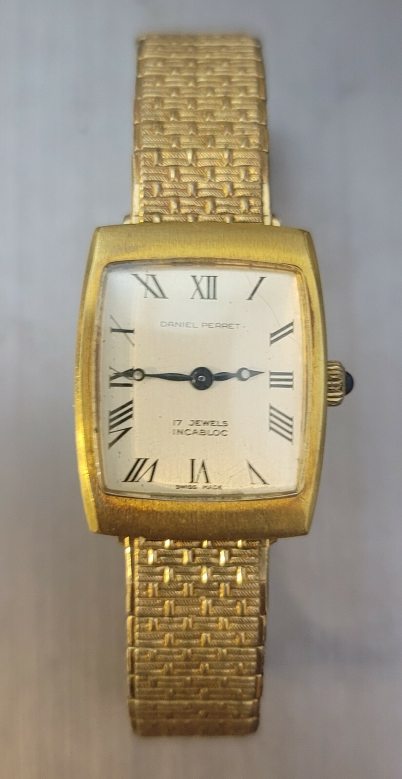 Vintage Daniel Perret women's 17 jewels manual watch. Works great #218 ...