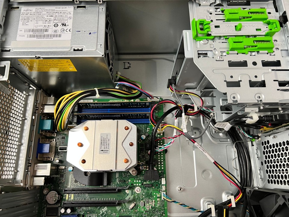 Windows 11 Pro Office PC Fujitsu W530 QuadCore XEON @ 3,10 GHz 8GB RAM ...