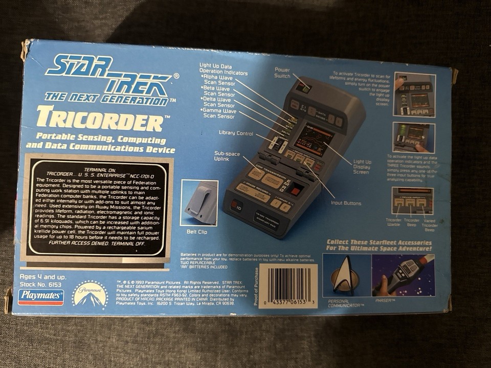 1993 Star Trek TNG Tricorder by Playmates – Open Box, Unused, Lights ...