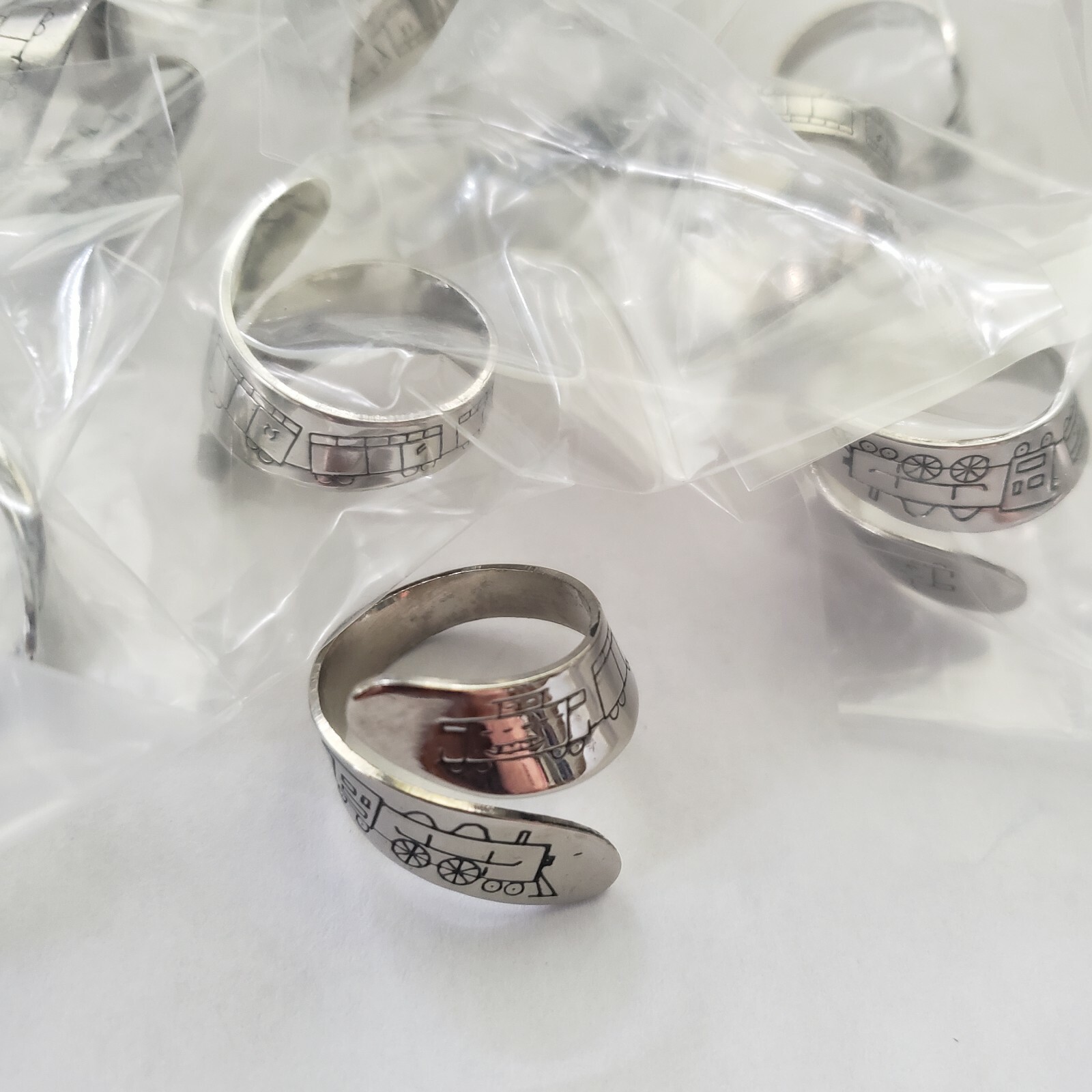 Vintage adjustable Train Rings, Silver Finish, Lot of 25 rings, 1970’s ...