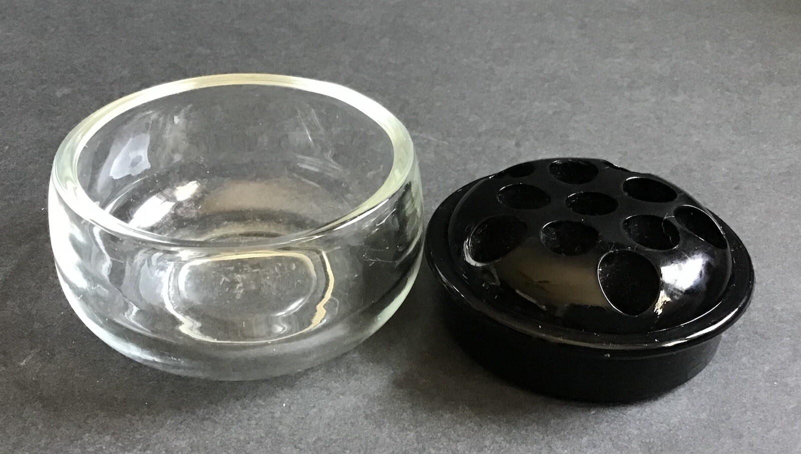 Vintage IDL NY USA No3 Glass Stamp Moistener and Black Glass Flower ...