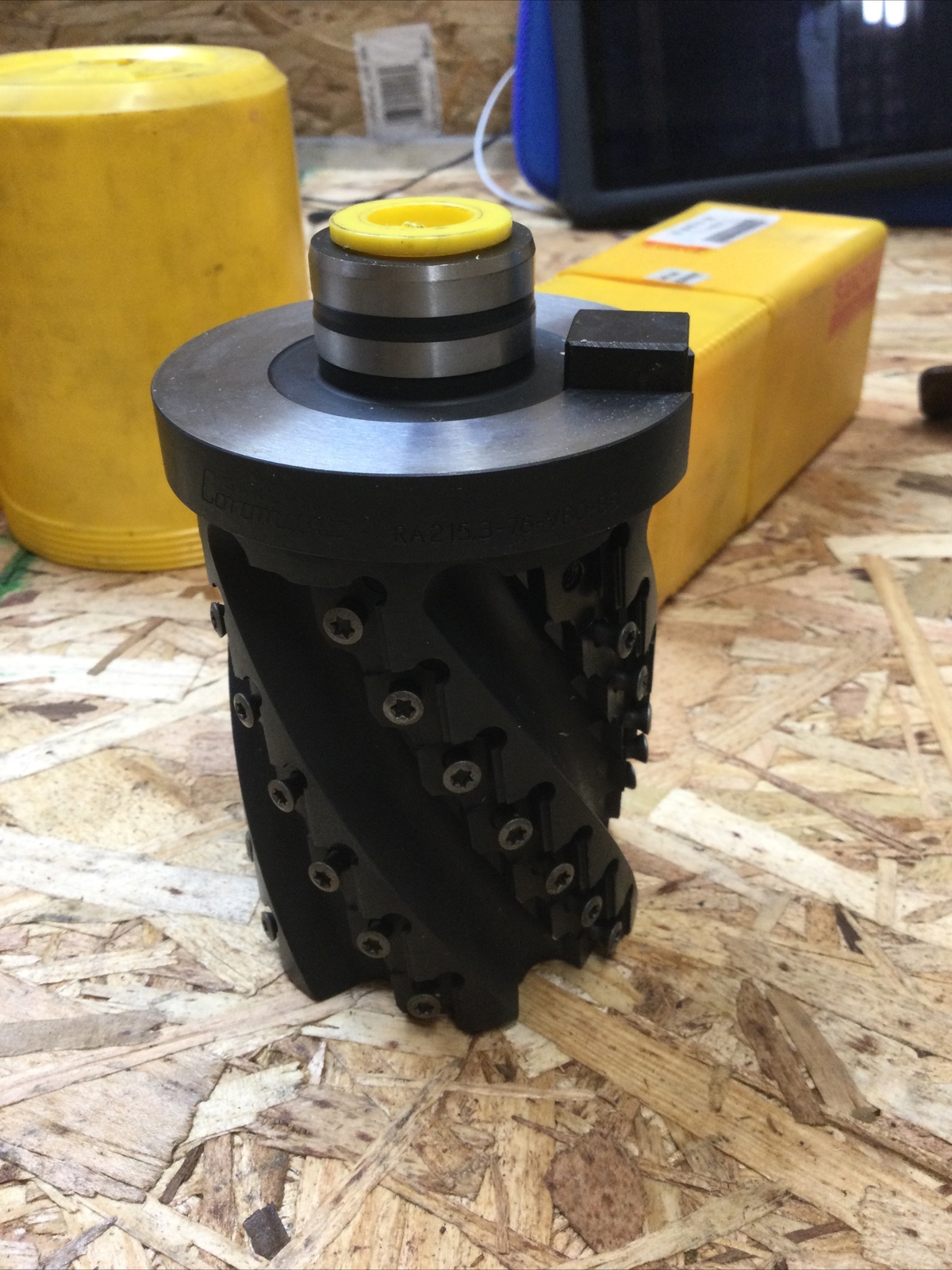 Sandvik Varilock 80 76mm T-Max Milling Cutter RA215.3-76-V80-88 ...
