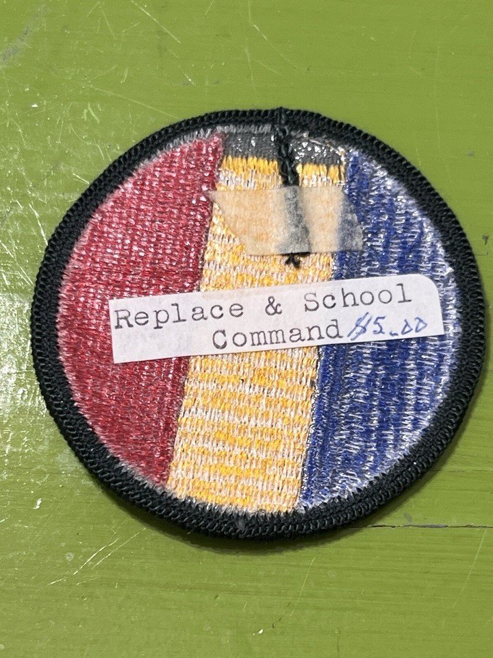US Army Training & Doctrine Command Blue Yellow Red Patch Militaria | eBay