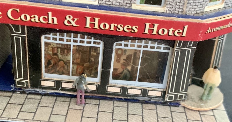 Metcalfe~N Gauge~Low Relief~High Street Buildings~Houses~Bank~Pub ...