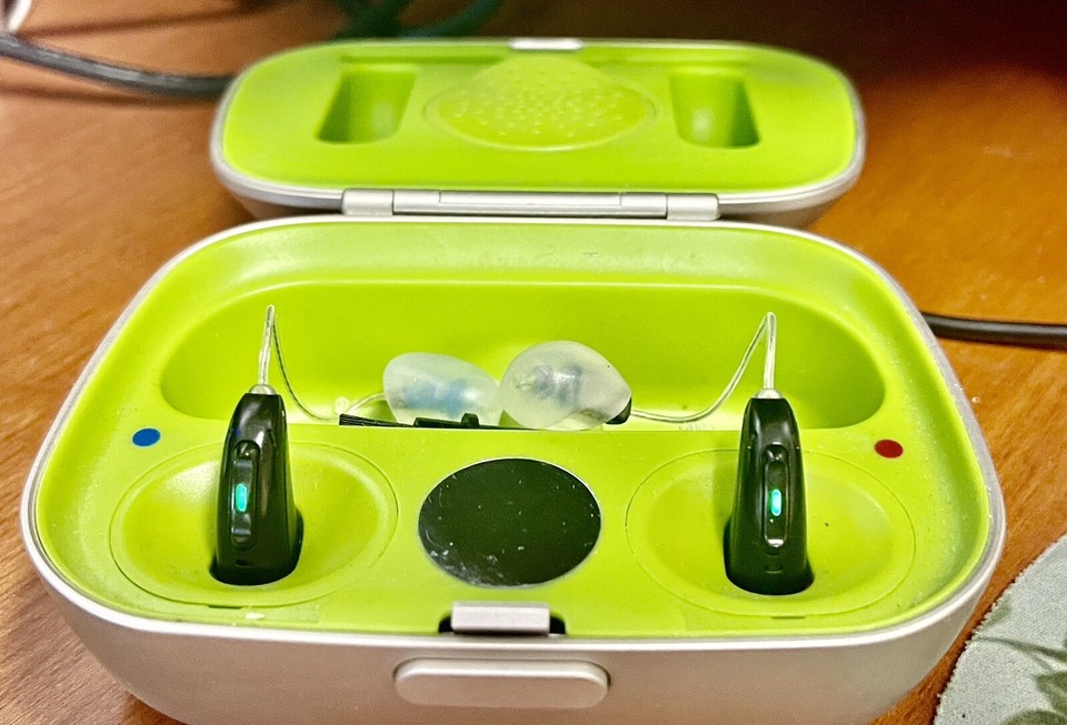 PHONAK Audeo Hearing Aids P50-R Bluetooth & Rechargeable | eBay