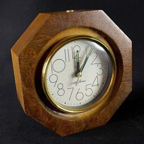 Vintage Seth Thomas Desk Clock Model 0252 Tanglewood Glow in the Dark ...