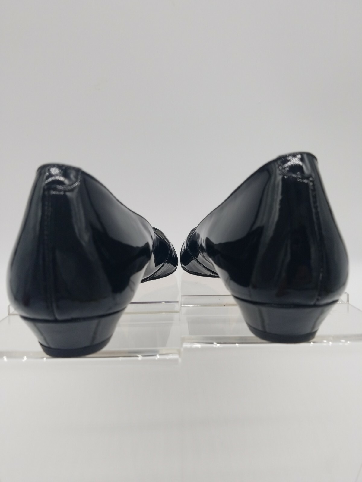 Vintage Cappagallo Patent Leather Black Flats Womens … - Gem