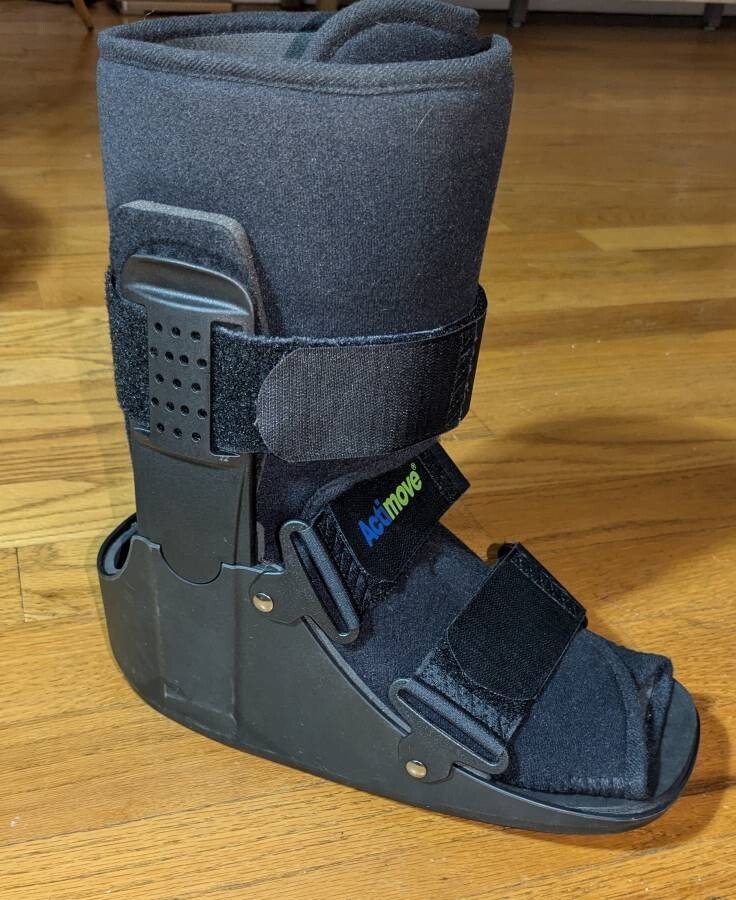 Actimove Standard Walker Boot for Lower Leg, Ankle and Foot, Size Large ...