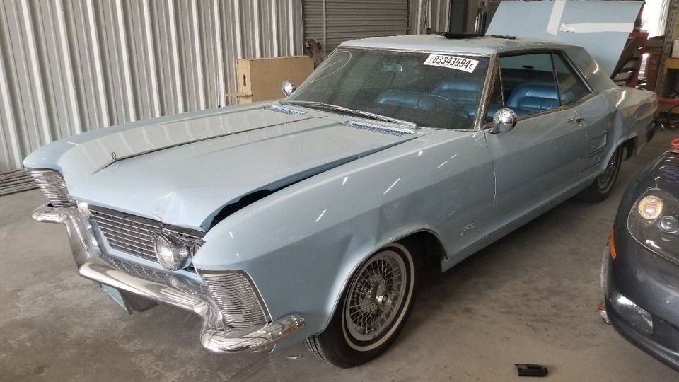 1964 BUICK RIVIERA COMPLETE REAR AXLE WITH DIFFERENTIAL CARRIER 3.07 ...