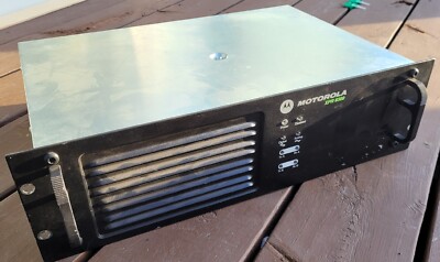MOTOROLA XPR 8300 XPR8300 UHF 403-470 Mhz REPEATER AAM27QPR9JA7AN | eBay
