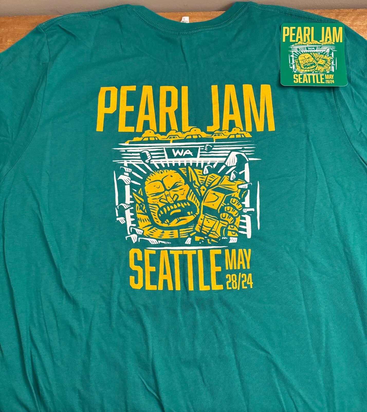 Pearl Jam - Seattle, WA Night 1 - T-Shirt XL Sticker- 5/28/24 - Brand ...